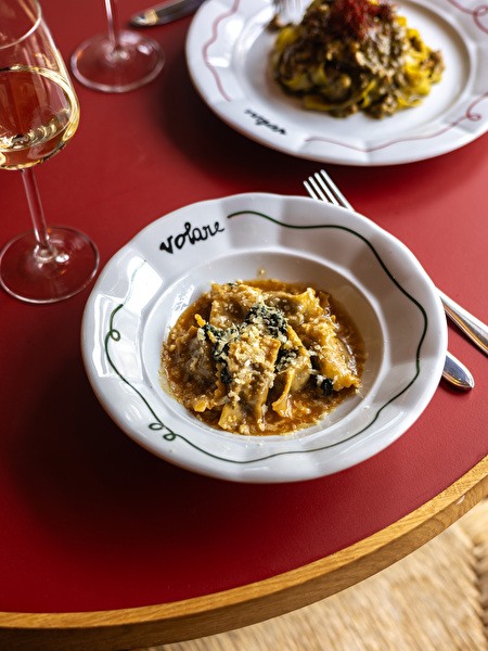 Volare Amsterdam | Café | Brunch | Aperitivo | Ristorante | Trattoria ...